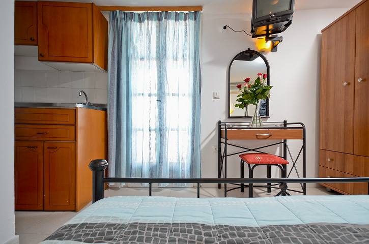 DIOGENIS STUDIO, Naksos-Grad Naksos - Amos Travel